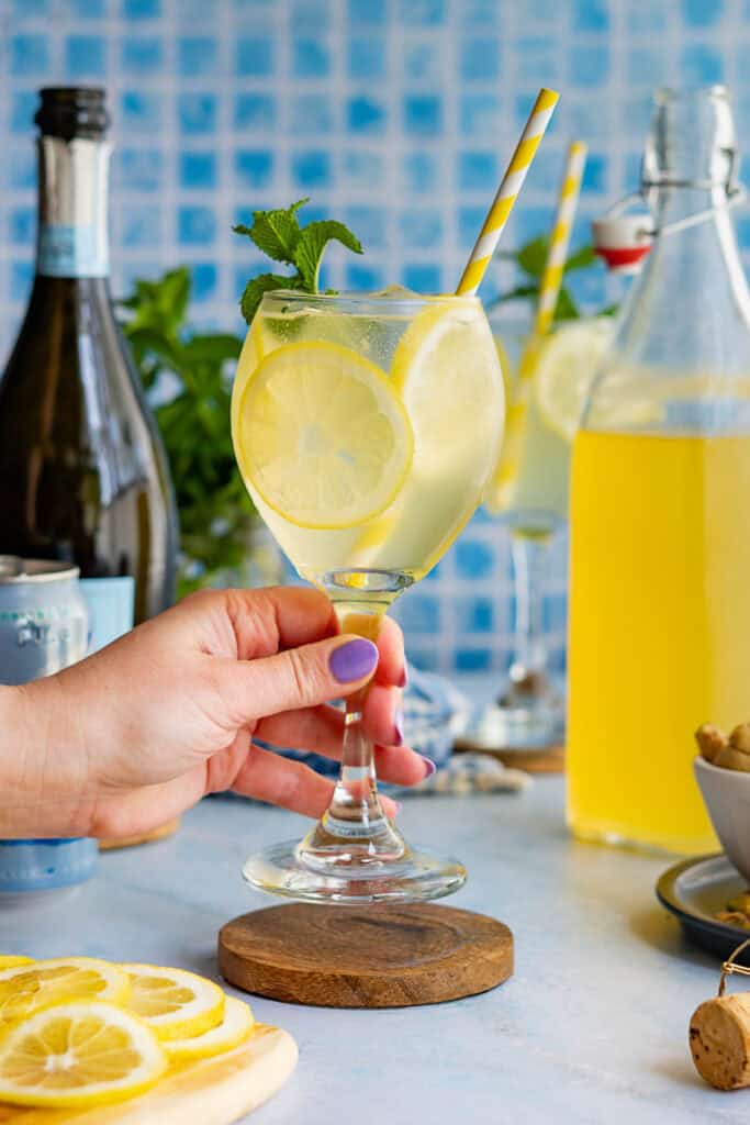 Easy Limoncello Spritz (Classic Italian Lemon Cocktail) - A Recipe For Fun