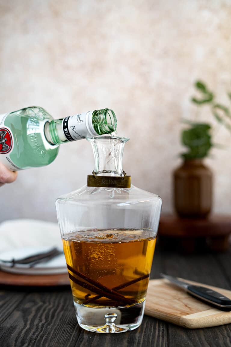 Easy Vanilla Infused Rum (How to Make Vanilla Rum) - A Recipe For Fun