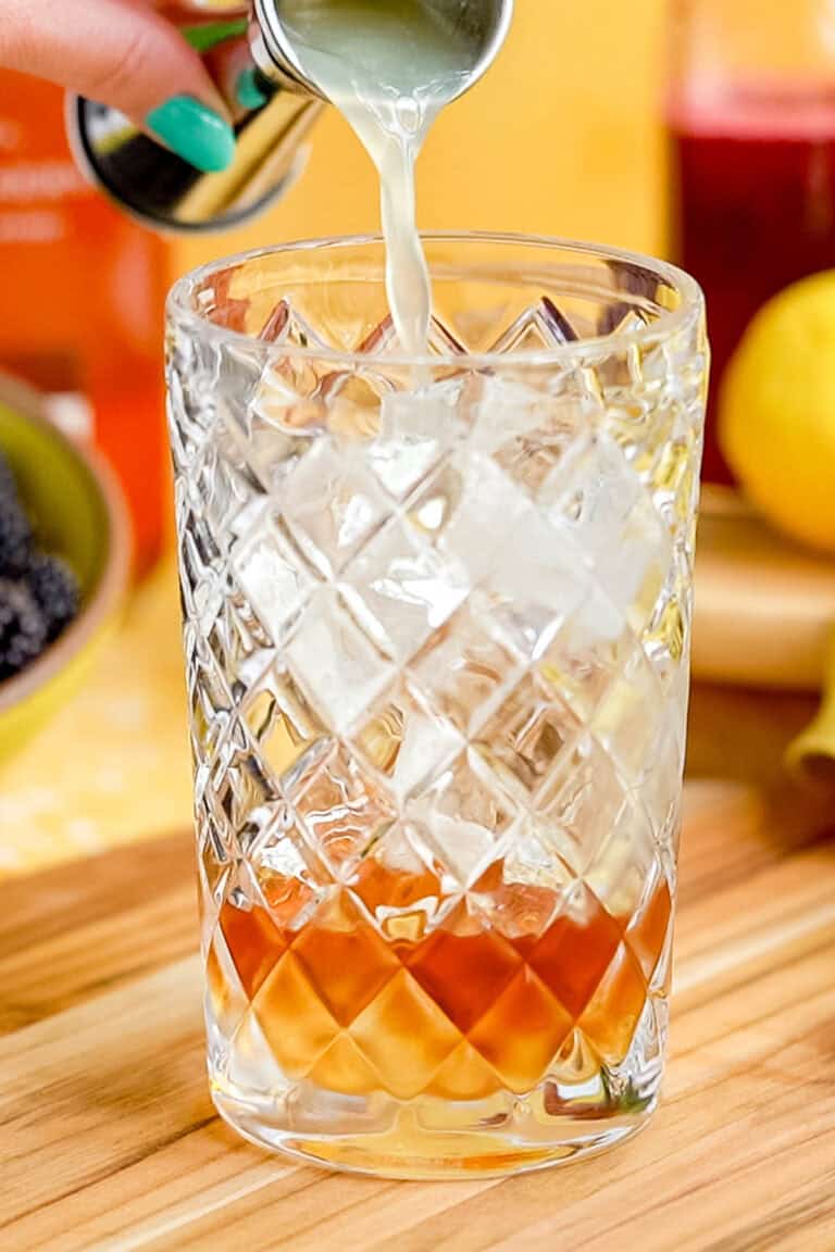 Blackberry Bourbon Bramble (Whiskey Bramble) - A Recipe For Fun