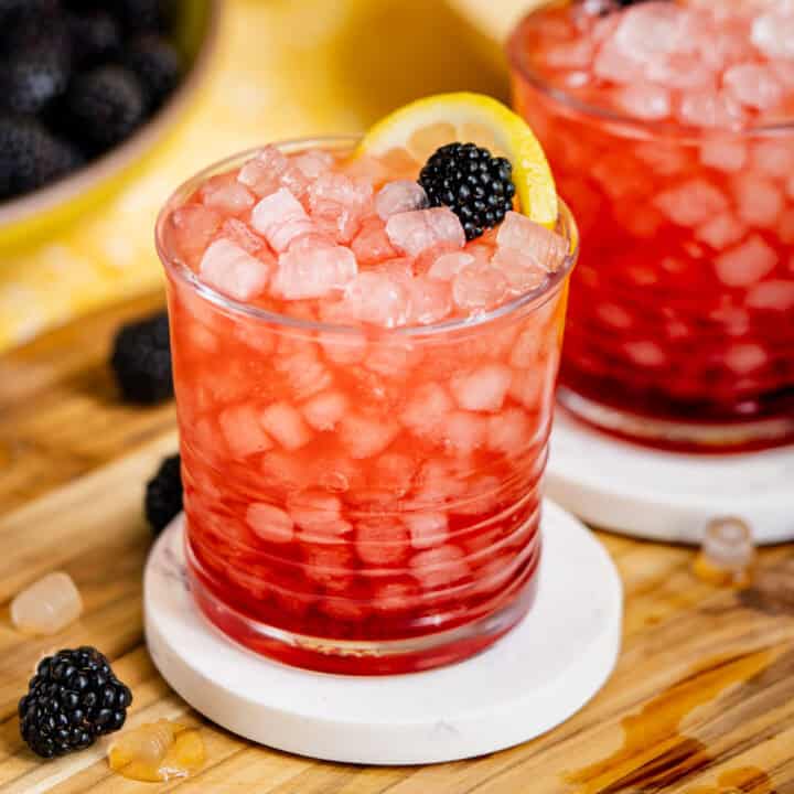 Blackberry Bourbon Bramble (Whiskey Bramble) - A Recipe For Fun