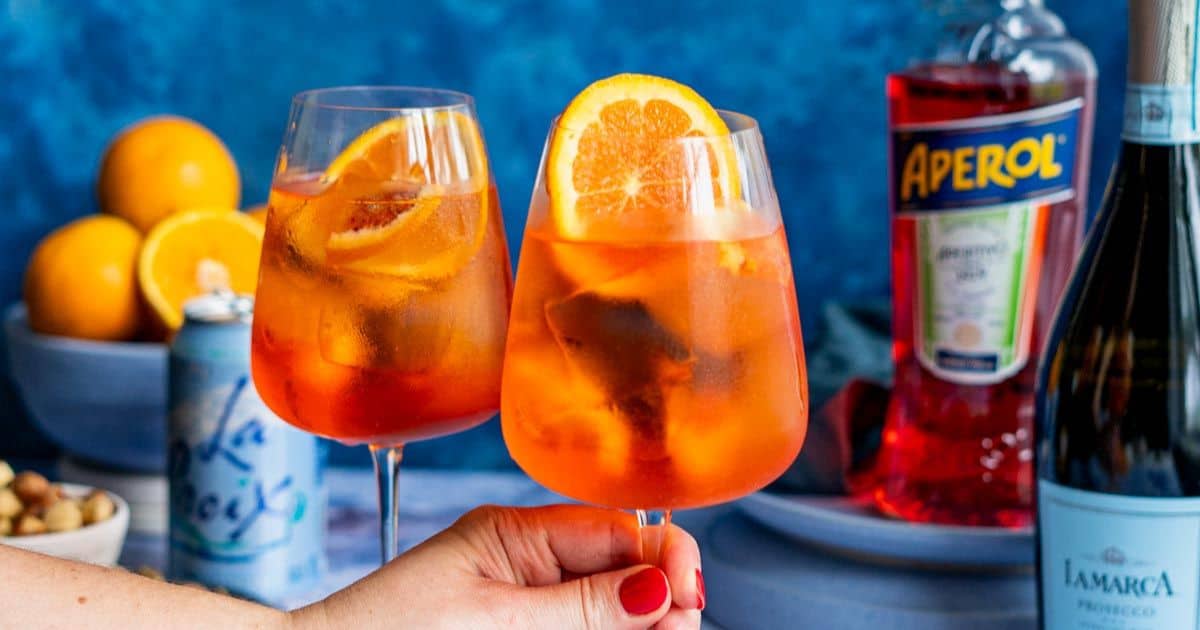 Classic Aperol Spritz Recipe (Easy 3-2-1 Ratio)