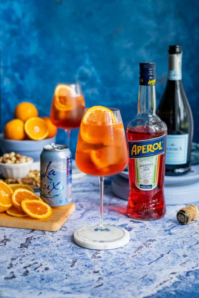 Classic Aperol Spritz Recipe (Easy 3-2-1 Ratio)