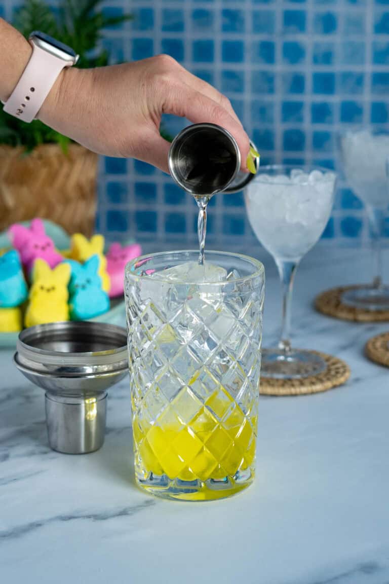 Vodka PeepTini Cocktail (Fun Peeps Martini Recipe)