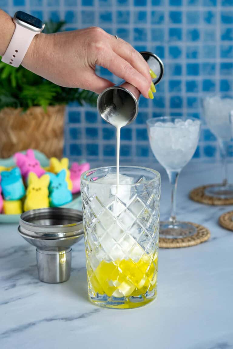 Vodka PeepTini Cocktail (Fun Peeps Martini Recipe)
