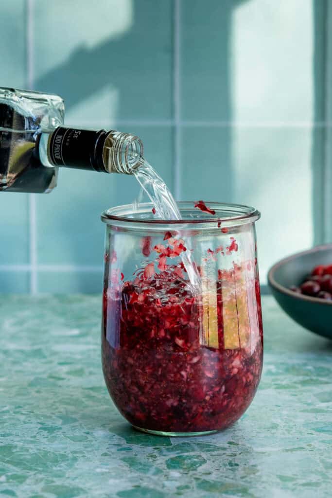Homemade Cranberry Liqueur (How to Make a Cranberry Cordial)